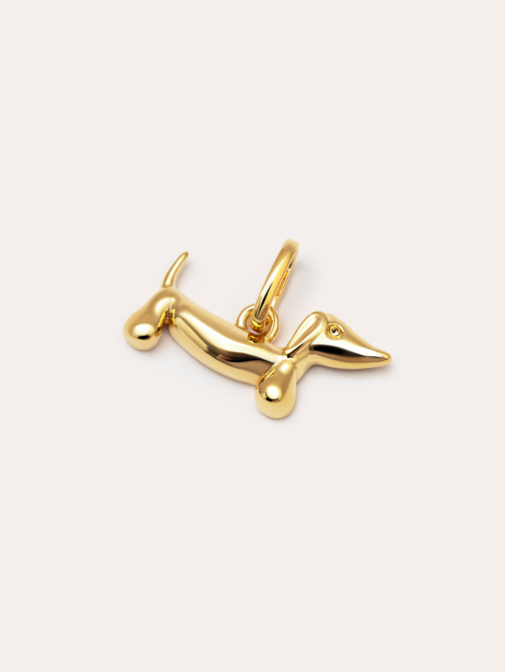 Charm Perro Teckel Enamel White Baño Oro – SINGULARU
