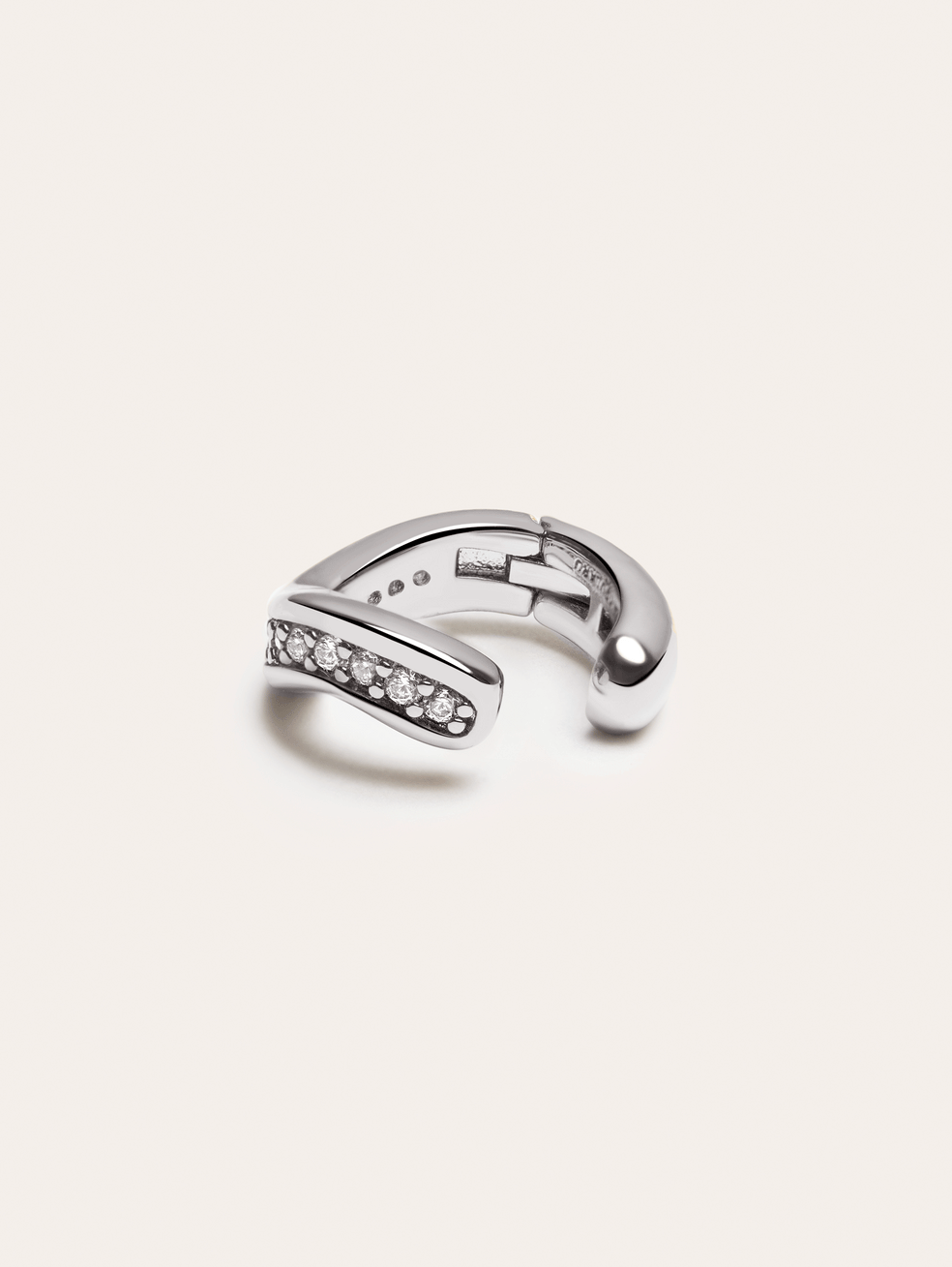 Pendiente Suelto Ear Cuff Hailey – SINGULARU